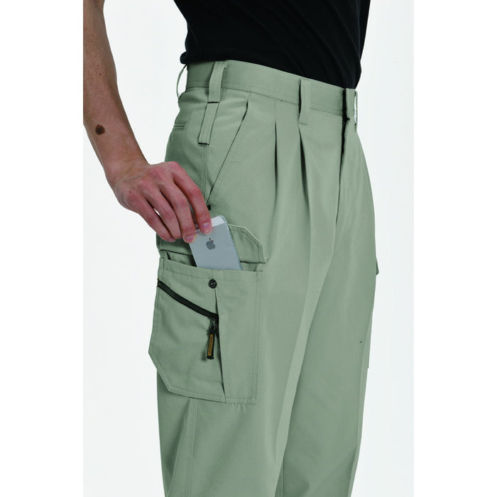 BURTLE BASICライン シーンを問わずに活躍する 6066 ツータックカーゴパンツ — シザいもん